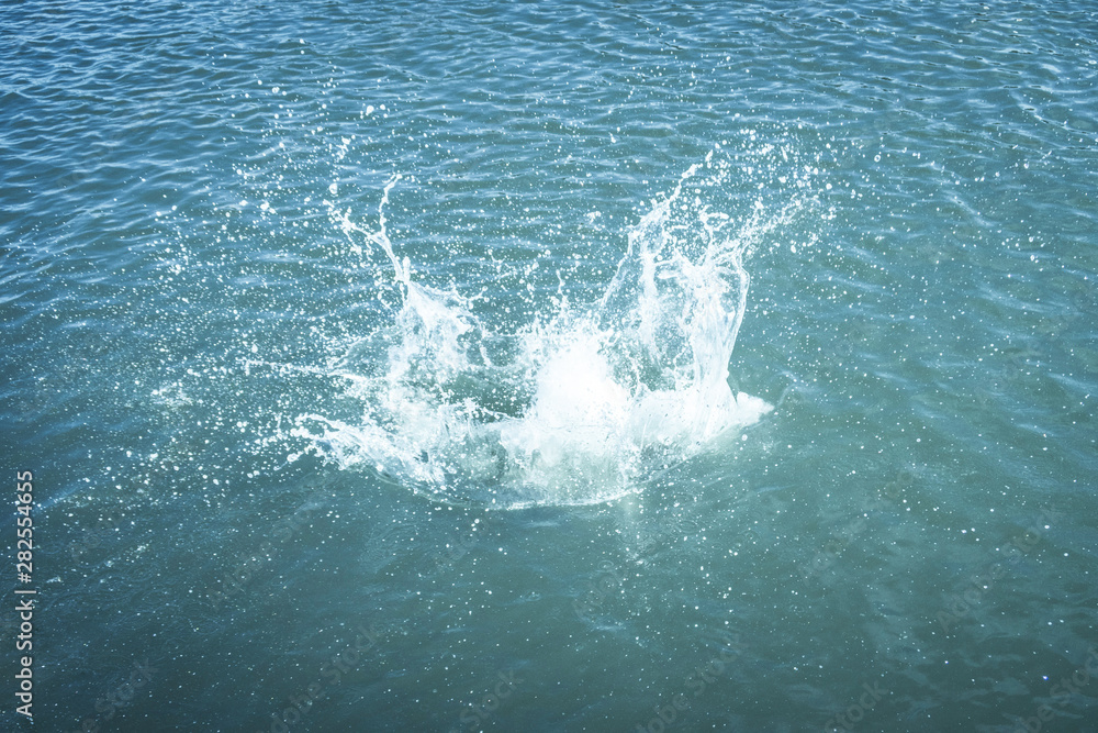 Abstract nature texture of crown shaped Water splash with bubbles ...