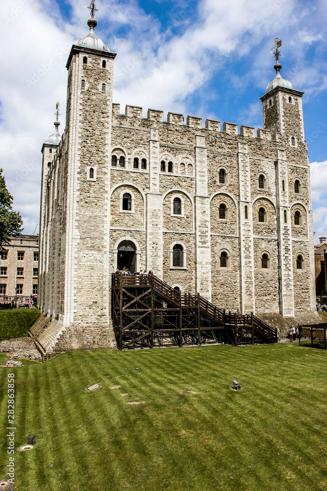 Tower of London - Part of the Historic Royal Palaces, housing the Crown ...