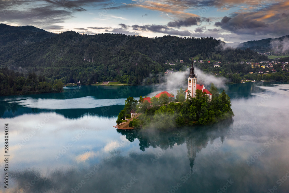 Bled, Slovenia - Magical foggy morning at Lake Bled (Blejsko Jezero ...