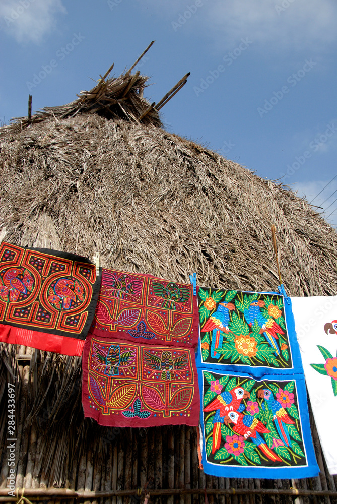 Central America, Panama, San Blas Islands (aka Kuna Yala). Colorful ...