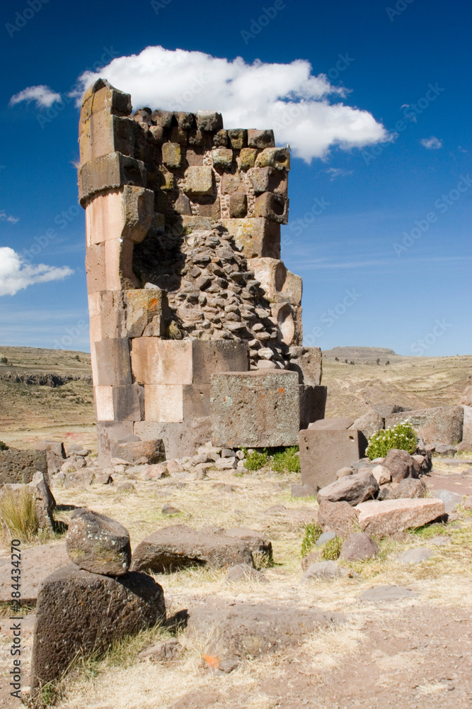 Foto de South America - Peru. Funerary towers called chullpas at the ...