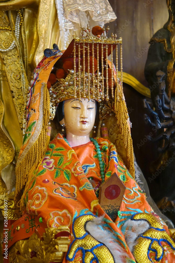 Colorful Taoist goddess sculpture of Queen Mother of the West (Xiwangmu ...