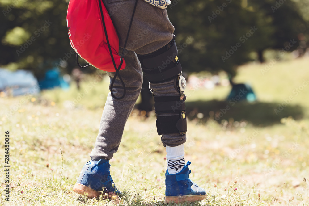 Fusion Knee Brace DYNAMIC KNEE BRACE controls flexion degree of the ...