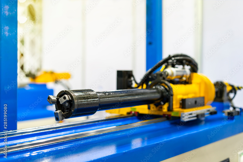 Chuck feeder unit of high technology and precision cnc automatic 3d ...