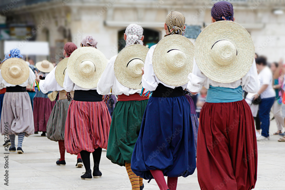 Dancers dancing and wearing one of the traditional folk costume from ...