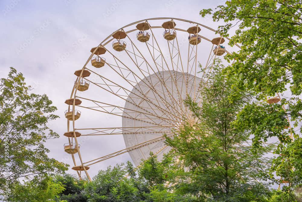 Devil's wheel, Ferris wheels, Teufelsrad, Human Roulette Wheel, Joy ...