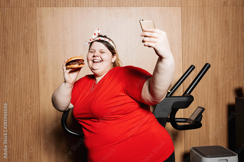 Fat Girl Selfie Meme