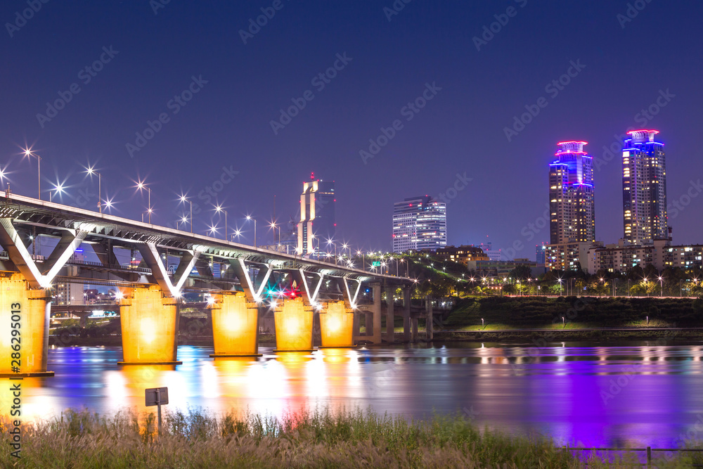cheongdam bridge or cheongdamdaegyo is han river at night in Seoul ...