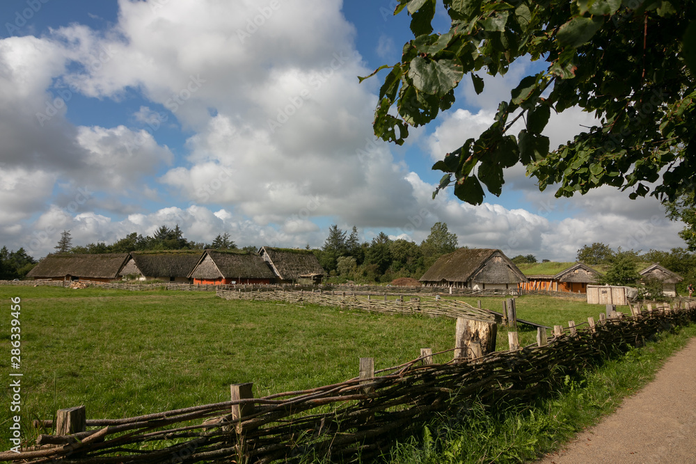 historische Wikinger Häuser in Ribe Stock Photo | Adobe Stock