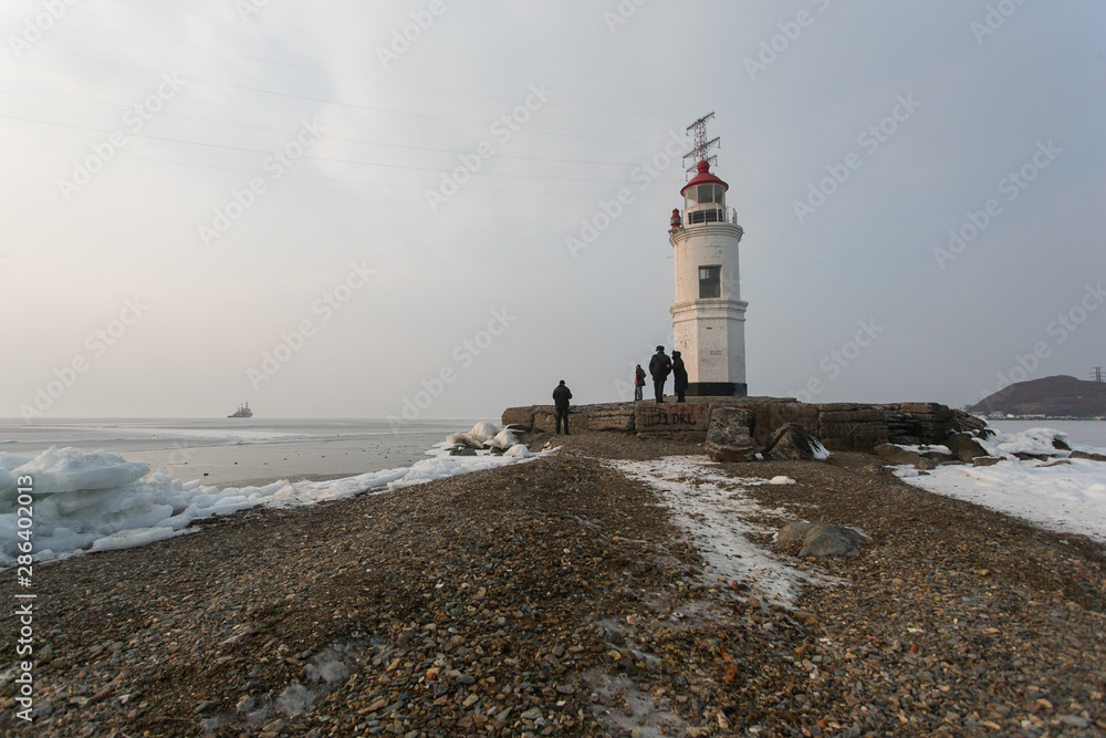 Foto de Tokarevsky lighthouse is one of the oldest lighthouses of the ...