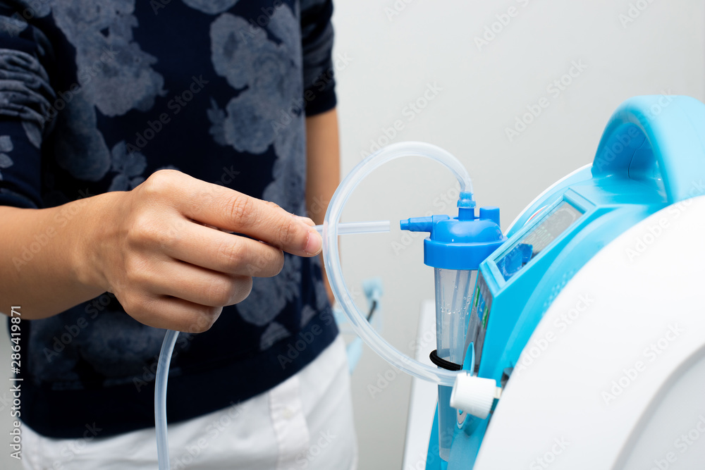 Medical Device Individual Blue White portable oxygen cylinder to put ...