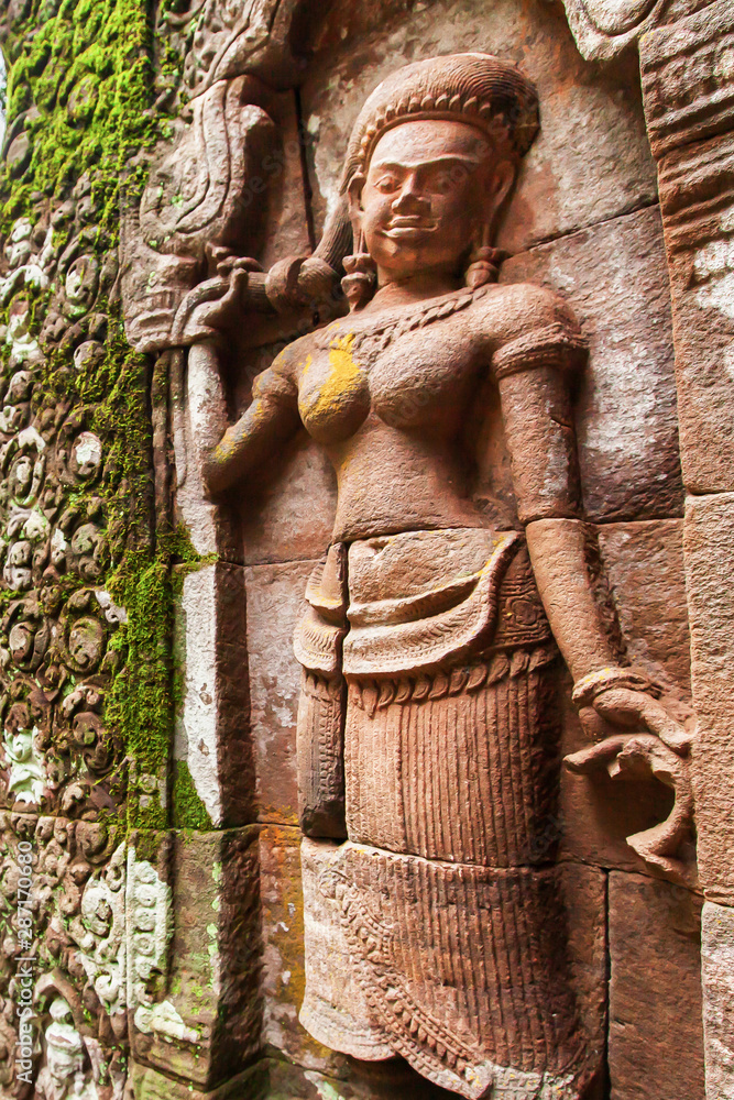 Khmer Apsara Statues