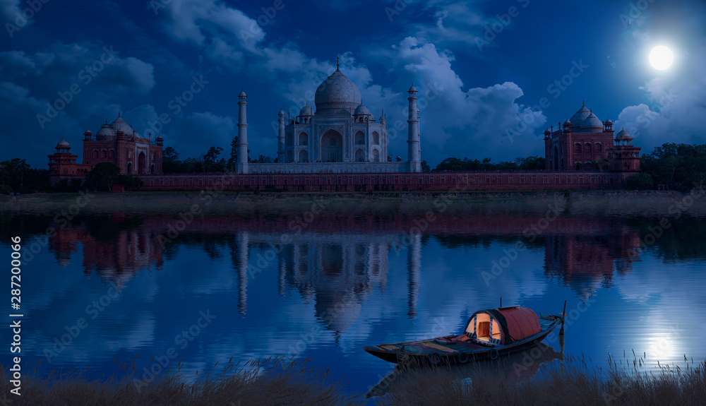 Taj Mahal In Full Moon
