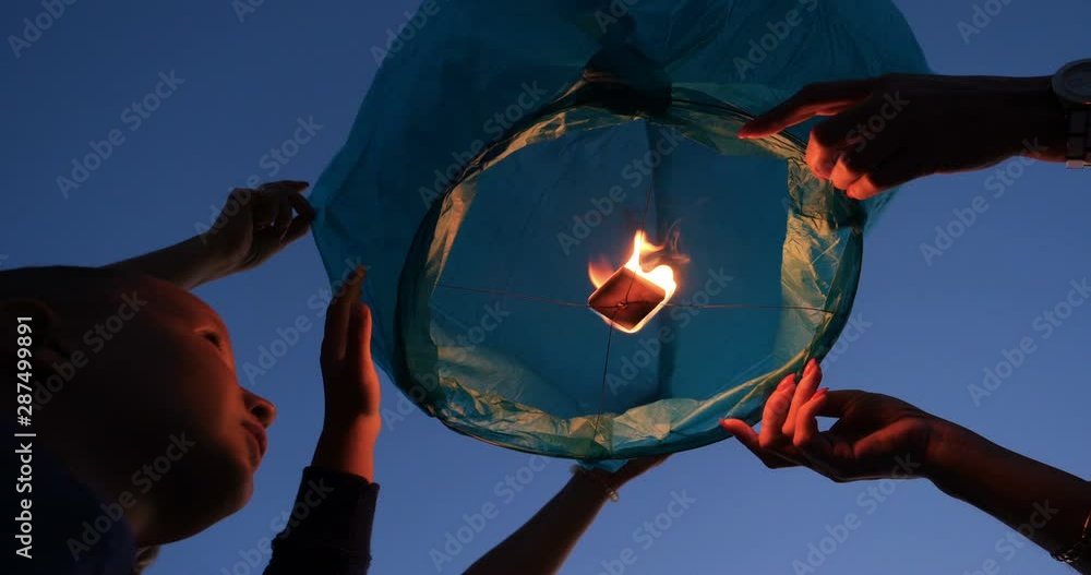 Balloon fire Sky lantern flying lanterns, hot-air balloons Lantern ...