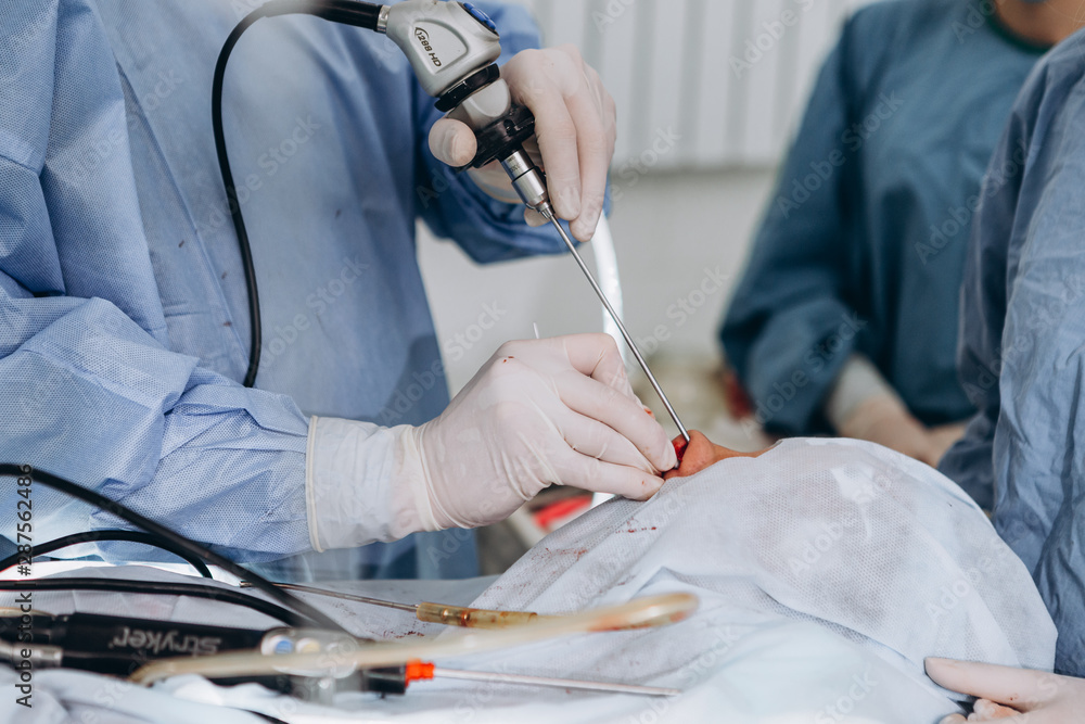 Real Surgeons At Work