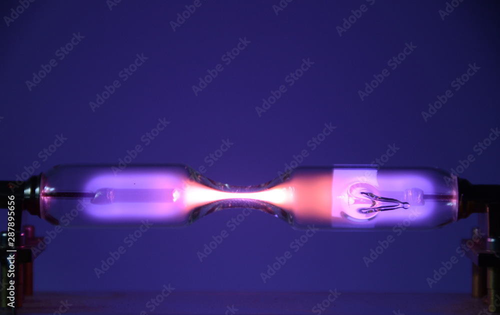 Photo & Art Print The inert gas Helium (He) seen in a discharge tube ...