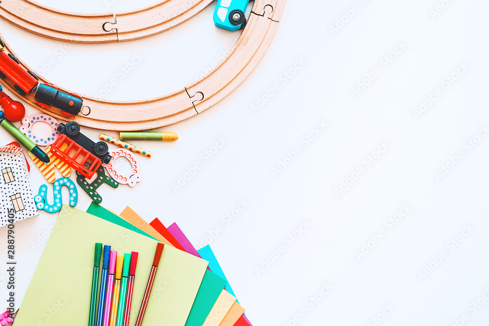 Kindergarten or preschool background. Art child frame with empty paper ...