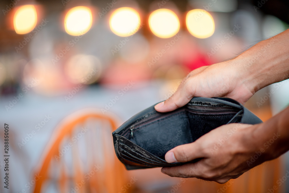 Business man holding a wallet,hand open an empty wallet, asian man ...