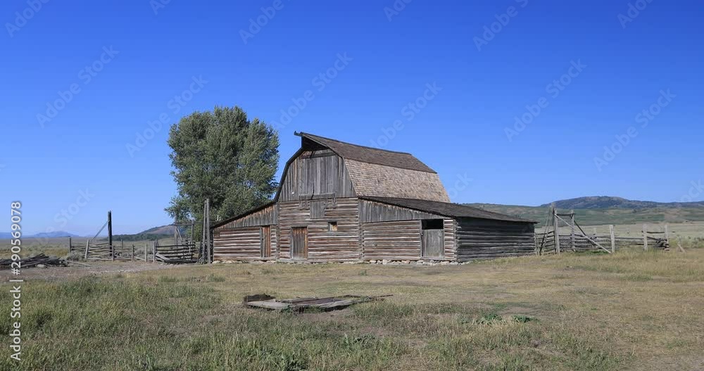 Mormon Row pioneer barn Grand Teton National Park. Pioneer settler ...