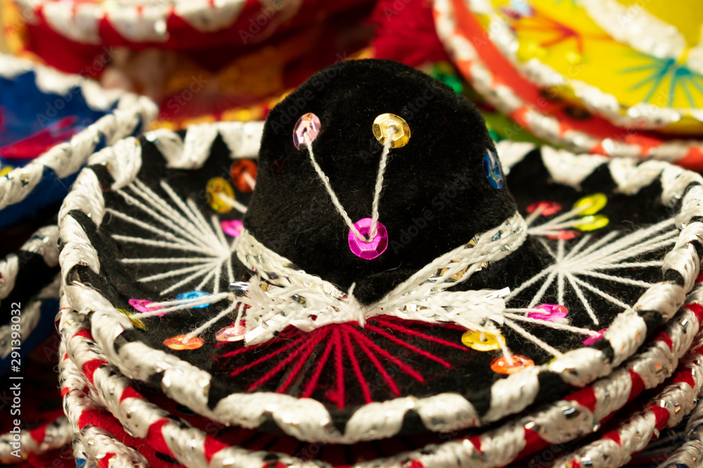 Foto de El sombrero de charro mexicano, es un sombrero popular de la ...