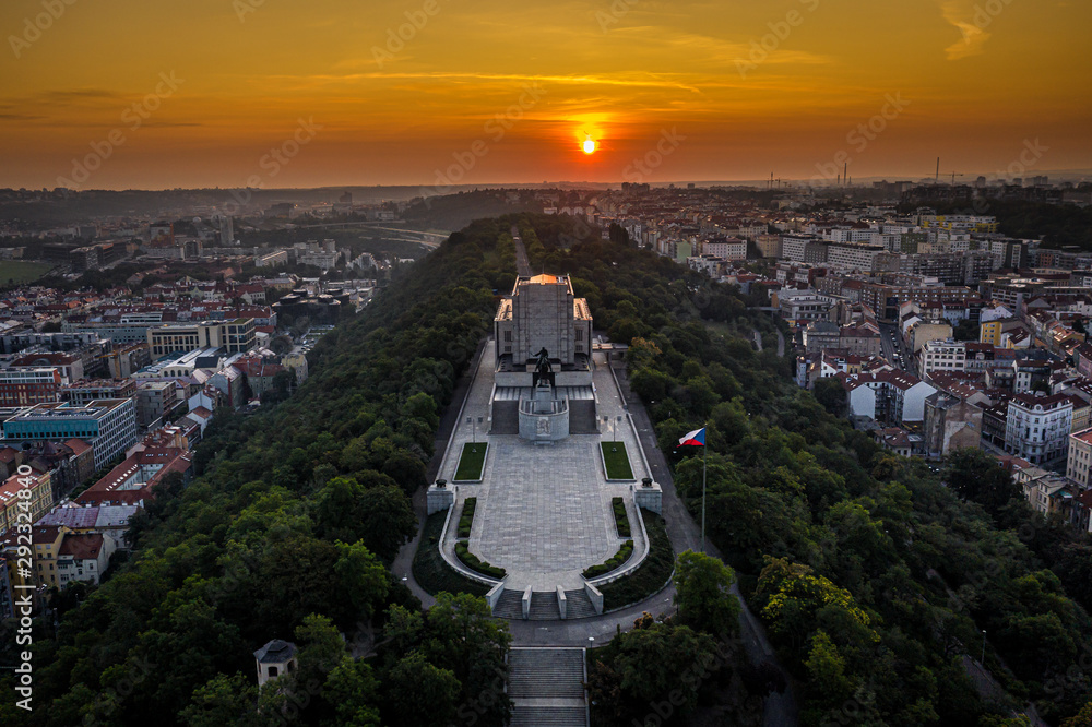 Foto de National Memorial at Vitkov is functionalist monument was built ...