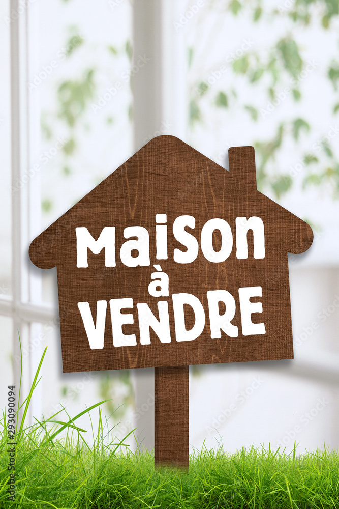 Maison à vendre, panneau en bois Stock Photo | Adobe Stock