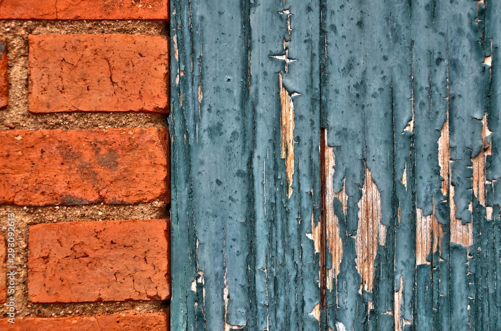 texture vieille porte en bois et mur de brique Stock Photo | Adobe Stock