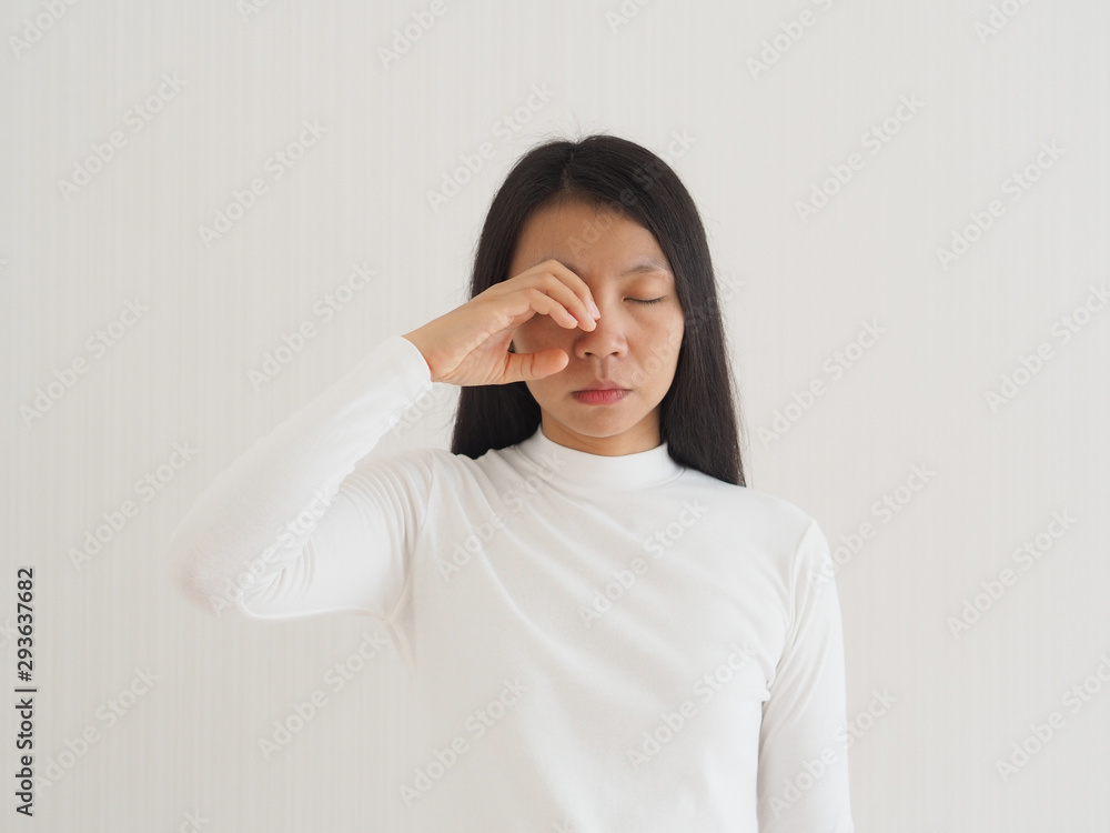 eye socket pain in asian woman cause from the infection of the sinuses ...