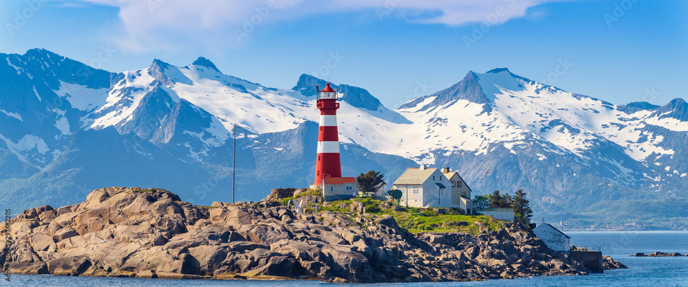 Skrova Island and Beautiful Old lighthouse, Lofoten Islands, Norway ...