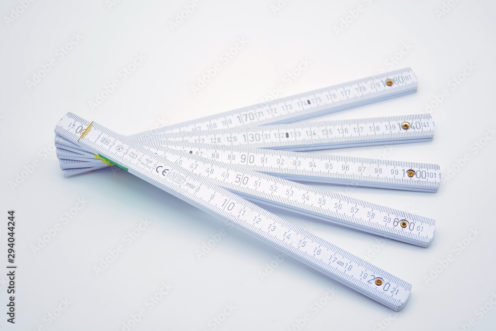 Metro de carpintero abierto de diferentes formas Stock Photo | Adobe Stock