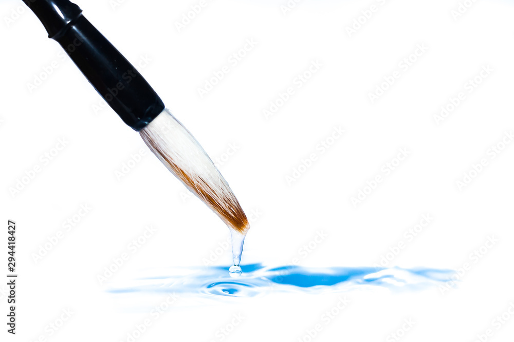 Water drop splash on brush mix synthetic and natural hair Stock Photo ...