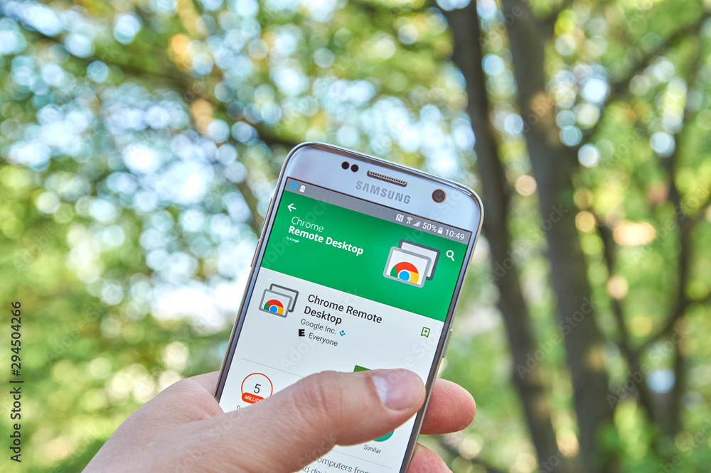 Google Chrome Remote Desktop app Stock Photo | Adobe Stock