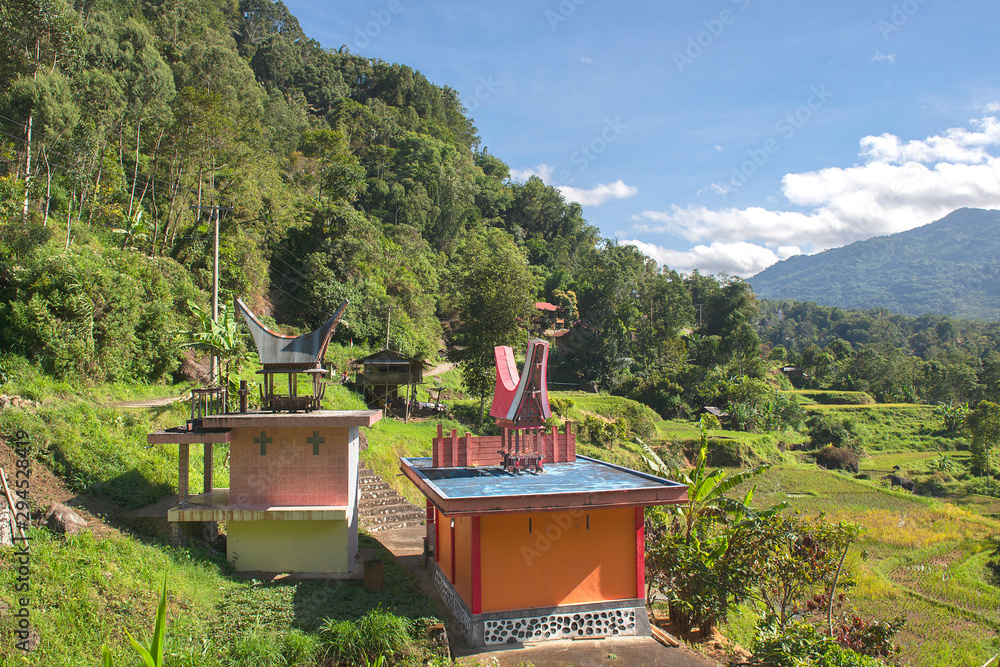 Traditional Alang rice barn, Rantepao, Tana Toraja, South Sulawesi ...