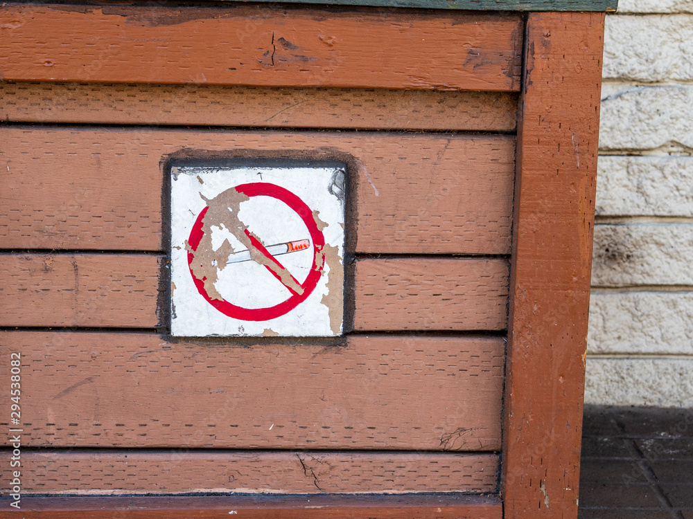 Weathers and peeling no smoking cross out sign of cigarette Stock Photo ...