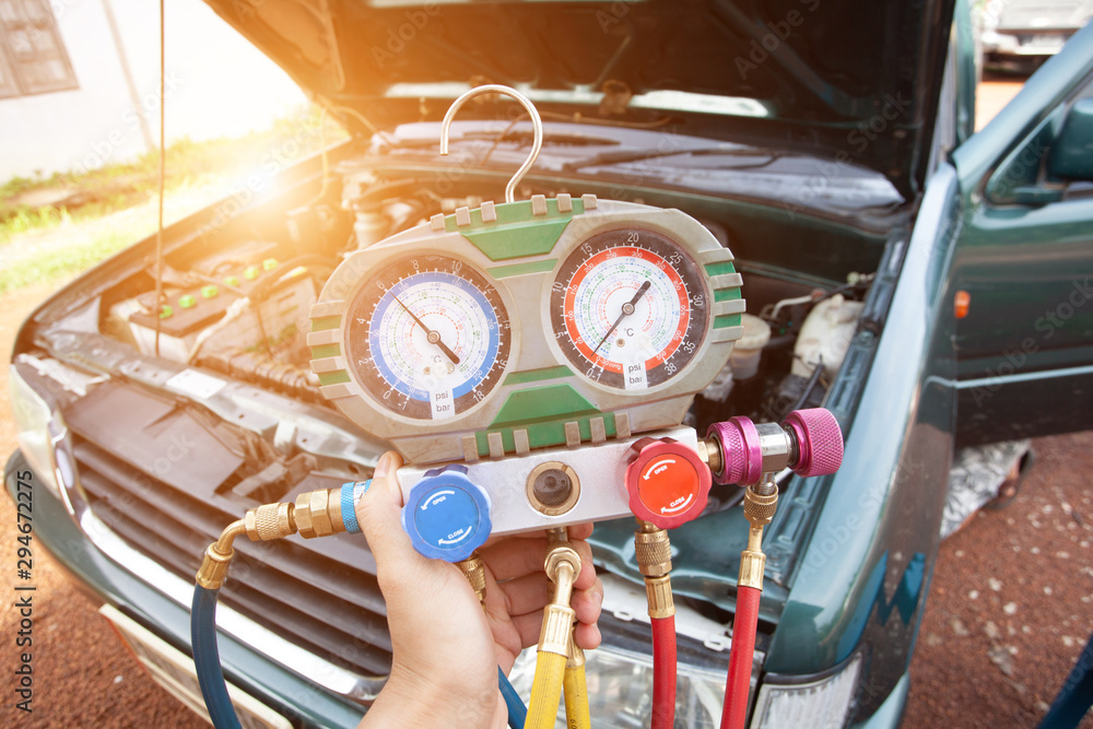 car air conditioner system in car garage, Car air conditioner check ...