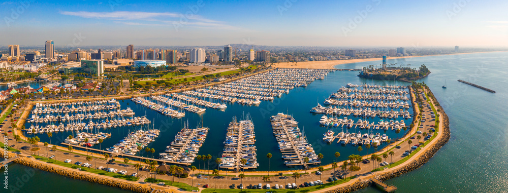 Aerial panoramic view of the Long Beach coastline, harbour, skyline and ...