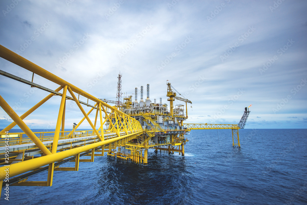 Offshore oil and gas rig platform with beautiful sky in the gulf of ...