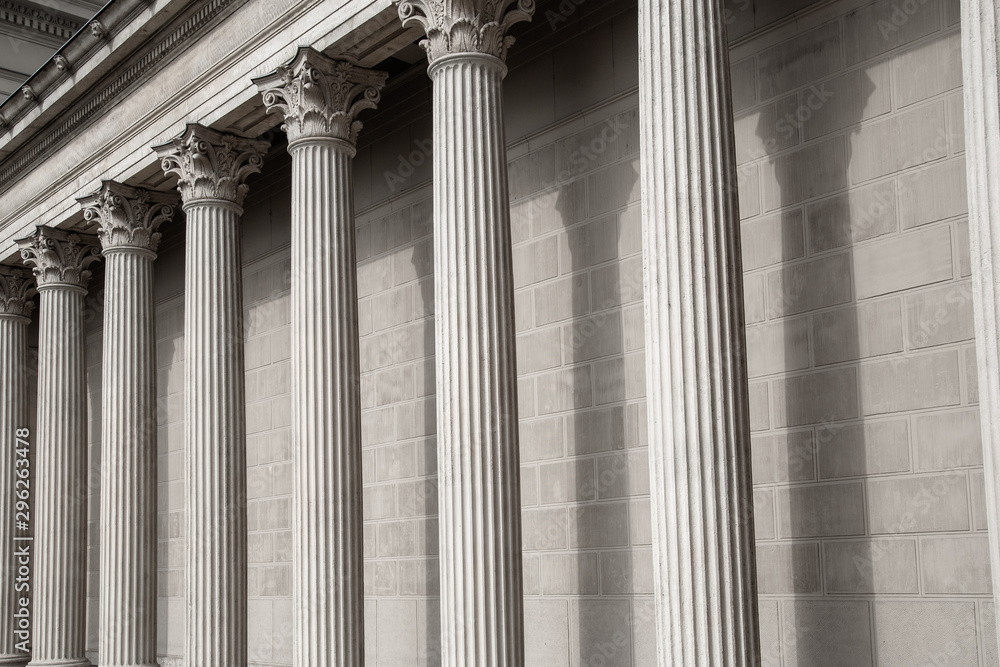 Poster Vintage Old Justice Courthouse Column – Wall Art | UkPosters