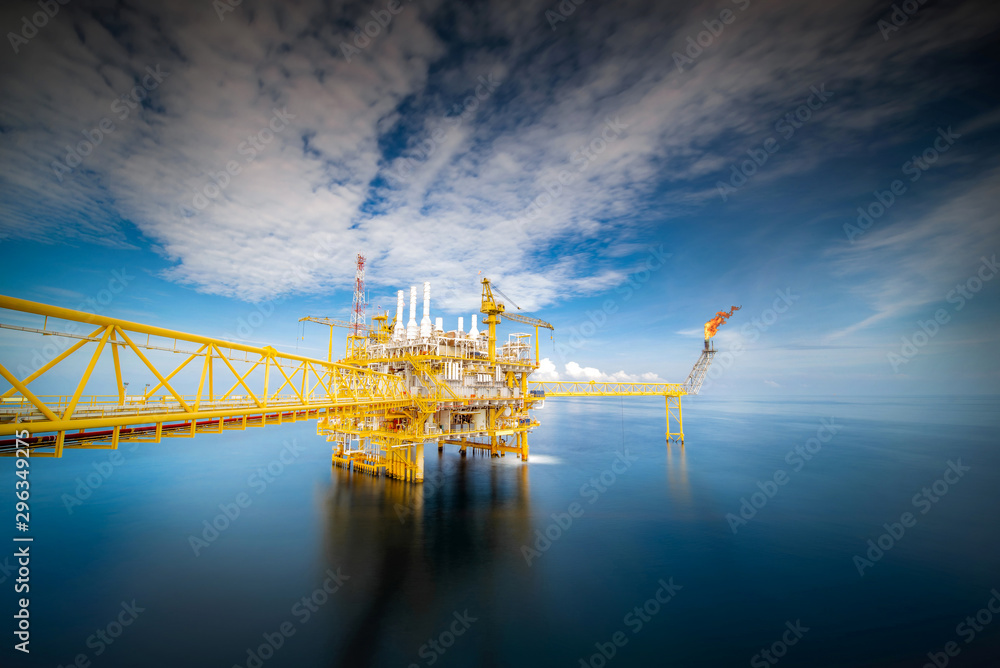 Large offshore drilling oil rig plant in the gulf Stock Photo | Adobe Stock