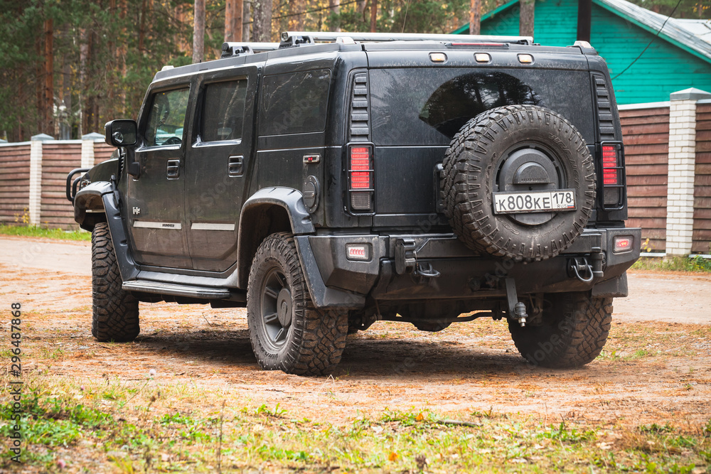 Hummer H2 Blacked Out