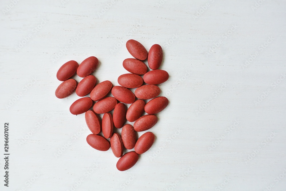 Foto de iron supplement pills .Iron is used to treat anemia due to iron ...