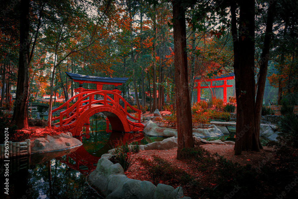 Parque Masayoshi Ohira, estilo japonés, con arquitectura oriental en ...