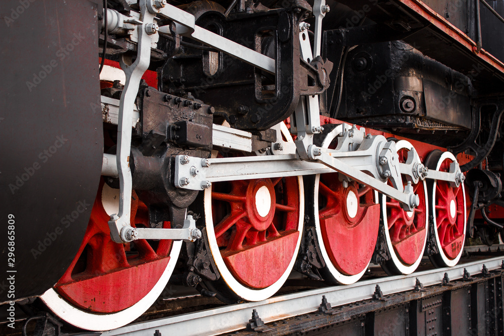 Wheels and construction details of retro steam locomotive Stock Photo ...