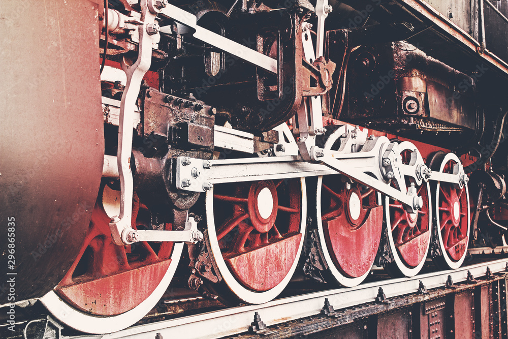 Wheels and construction details of retro steam locomotive Stock-Foto ...