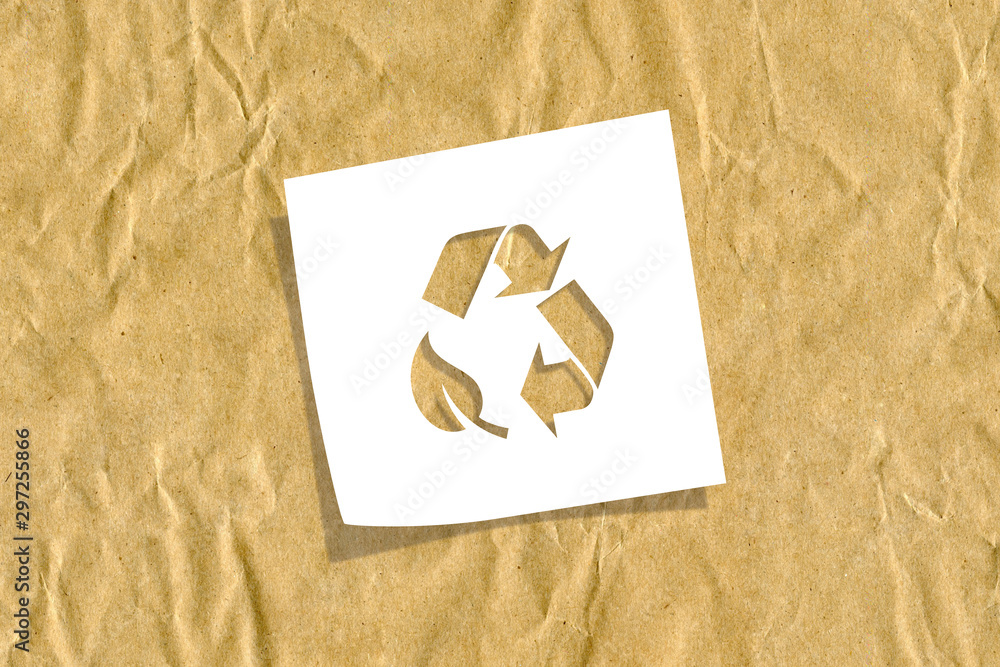 Note paper with recycle symbol on cardboard background Stock Photo ...