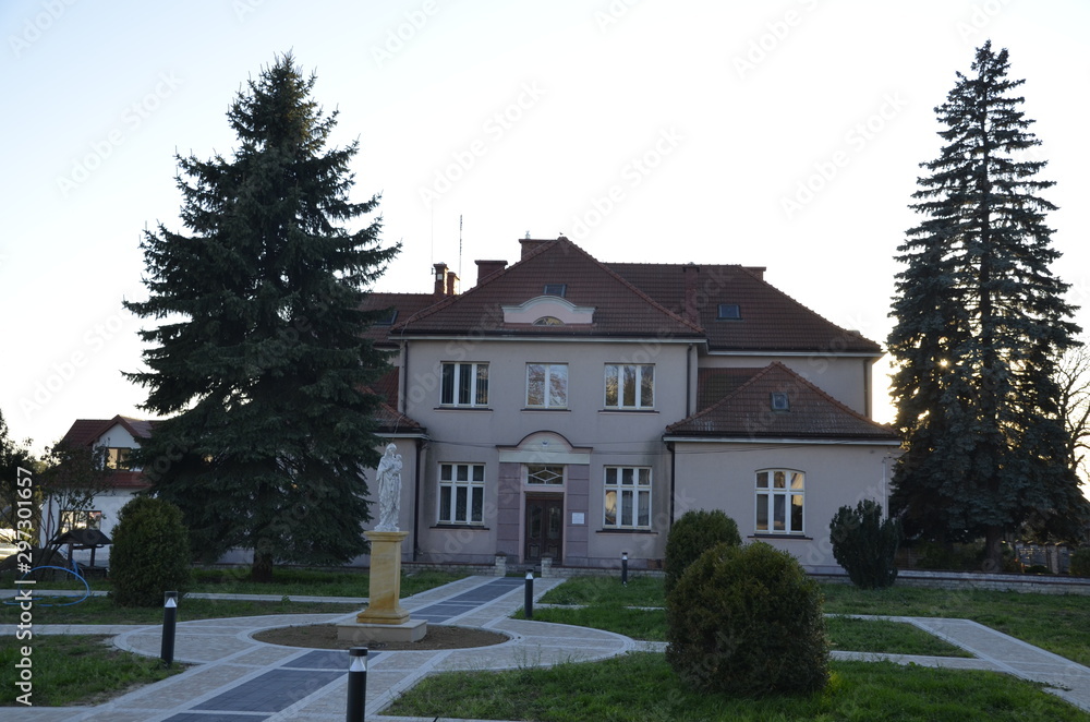 Mielec ,rynek ,kamienice w Mielcu ,zabytkowe kamienice Mielec , rynek w ...