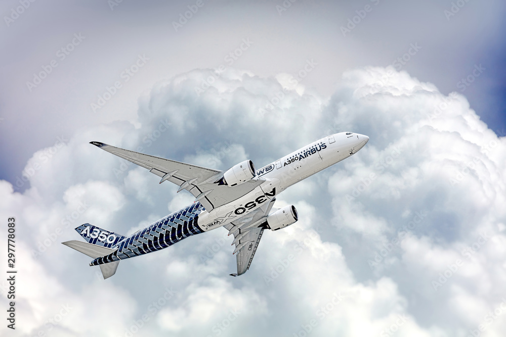 Airbus A350-900 low flyby.The Airbus A350 is the new long-range jet ...