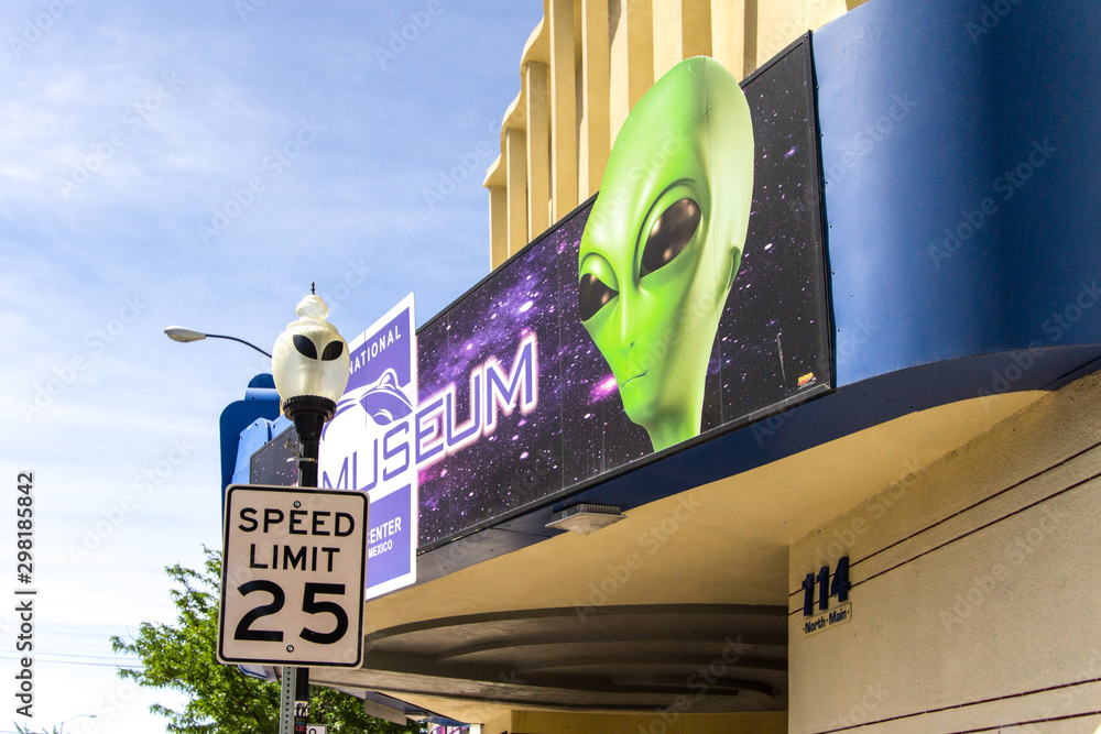 Roswell, New Mexico, USA - April 28, 2019: The streets of downtown ...