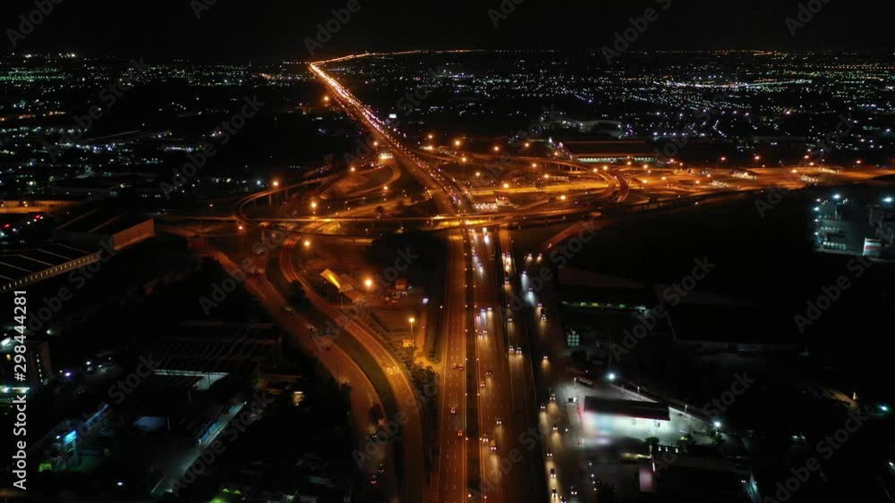 city traffic on 4-way stop street intersection circle roundabout ...
