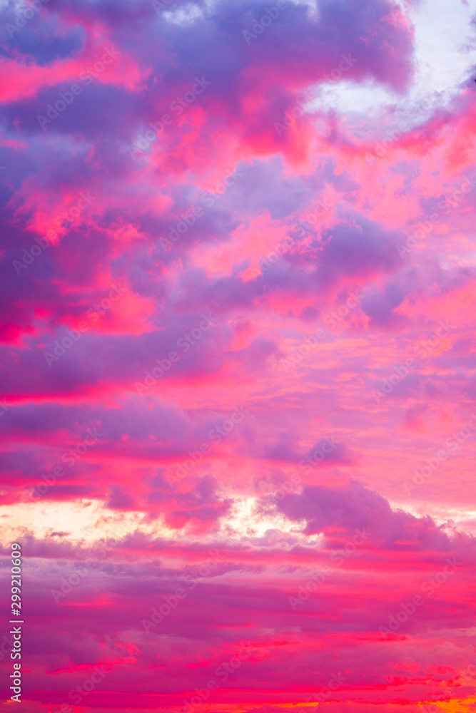 Dramatic pink red sunset, cloudwabe formed by high pression, with ...